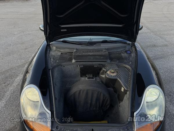 Black Porsche Boxster 1997 in Tallinn, with an engine capacity of 2.50 L and mileage of 177 thousand km for 15000 €, photo 10 on AUTOMOTO.COM.LV