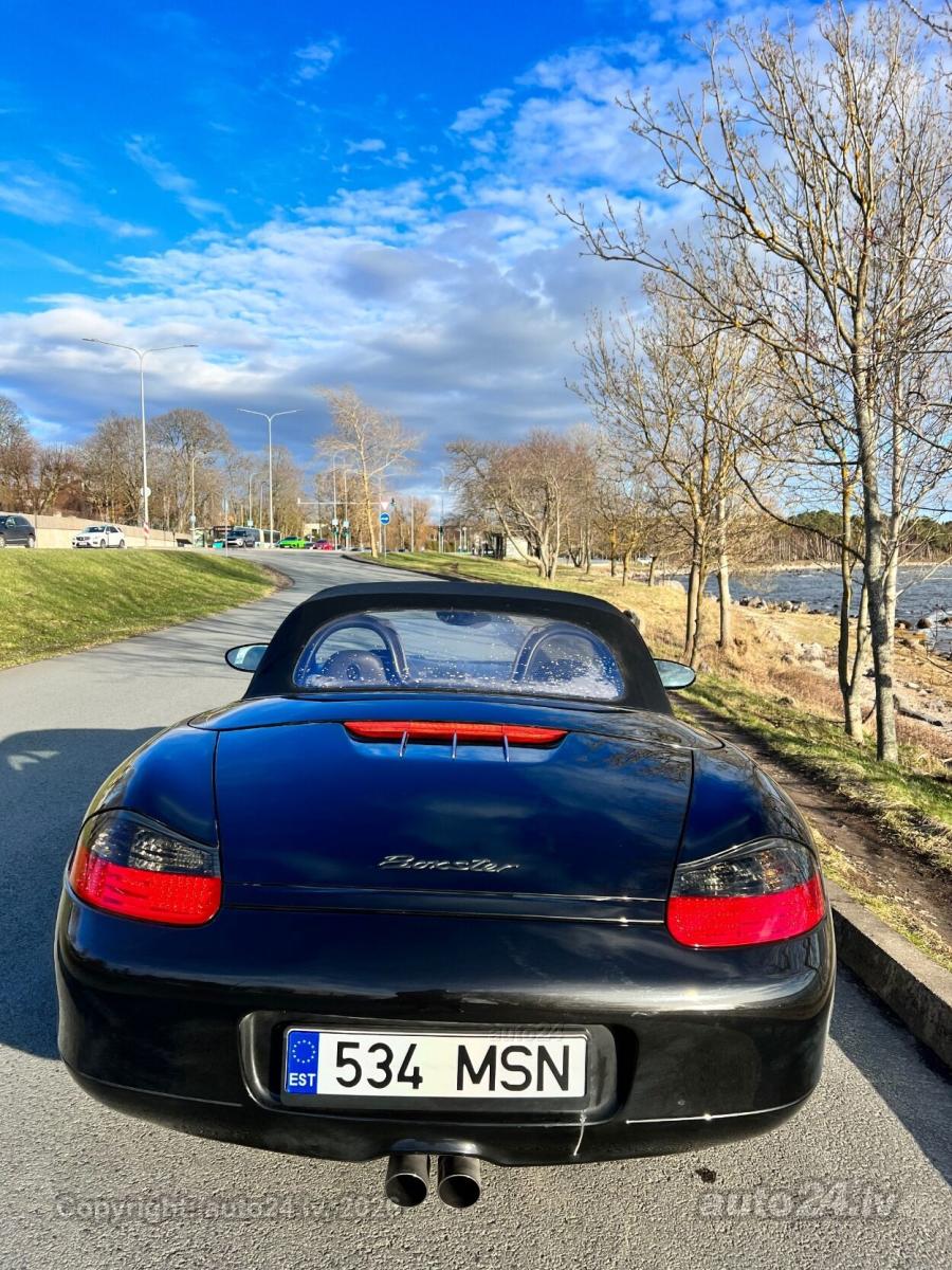 Black Porsche Boxster 1997 in Tallinn, with an engine capacity of 2.50 L and mileage of 78 thousand km for 17000 €, photo 4 on AUTOMOTO.COM.LV