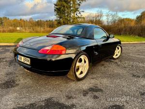 Black Porsche Boxster 1998 in Tallinn, with an engine capacity of 2.50 L and mileage of 136 thousand km for 17000 €, photo 4 on AUTOMOTO.COM.LV