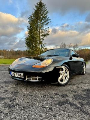 Black Porsche Boxster 1998 in Tallinn, with an engine capacity of 2.50 L and mileage of 136 thousand km for 17000 €, photo 9 on AUTOMOTO.COM.LV