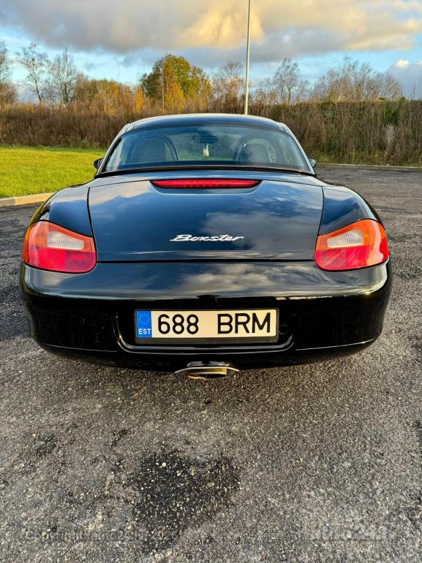 Black Porsche Boxster 1998 in Tallinn, with an engine capacity of 2.50 L and mileage of 136 thousand km for 17000 €, photo 10 on AUTOMOTO.COM.LV