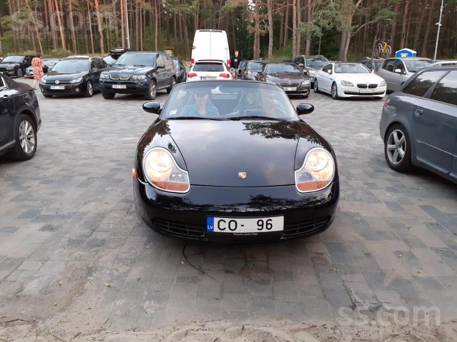Melns Porsche Boxster 2000 Rīga, ar dzinēja tilpumu 2.70 L un nobraukumu 130 tūkst. km par 14999 €, foto 2 vietnē AUTOMOTO.COM.LV