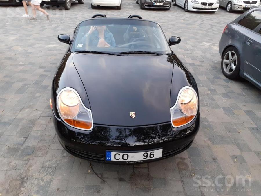 Melns Porsche Boxster 2000 Rīga, ar dzinēja tilpumu 2.70 L un nobraukumu 130 tūkst. km par 14999 €, foto 3 vietnē AUTOMOTO.COM.LV