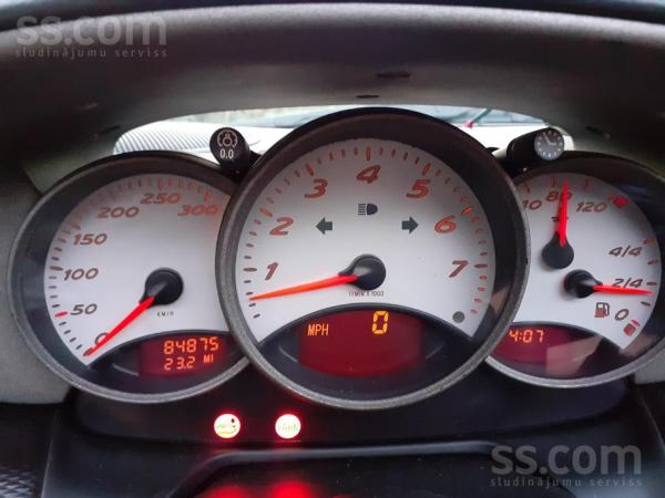Черный Порше Бокстер 2000 в Рига, объемом двигателя 2.70 л и пробегом 130 тыс. км за 14999 €, фото 9 на AUTOMOTO.COM.LV