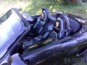 Melns Porsche Boxster 2000 Rīga, ar dzinēja tilpumu 2.70 L un nobraukumu 130 tūkst. km par 14999 €, foto 11 vietnē AUTOMOTO.COM.LV