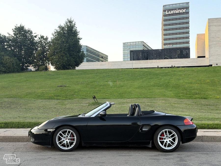 Melns Porsche Boxster 2002 Viļņa, ar dzinēja tilpumu 2.70 L un nobraukumu 66 tūkst. km par 15600 €, foto 6 vietnē AUTOMOTO.COM.LV