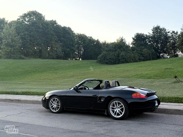 Melns Porsche Boxster 2002 Viļņa, ar dzinēja tilpumu 2.70 L un nobraukumu 66 tūkst. km par 15600 €, foto 6 vietnē AUTOMOTO.COM.LV