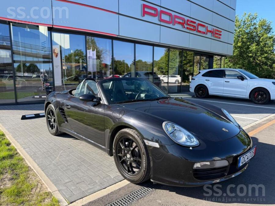 Black Porsche Boxster 2007 in Riga, with an engine capacity of 2.70 L and mileage of 71 thousand km for 25900 €, photo 1 on AUTOMOTO.COM.LV