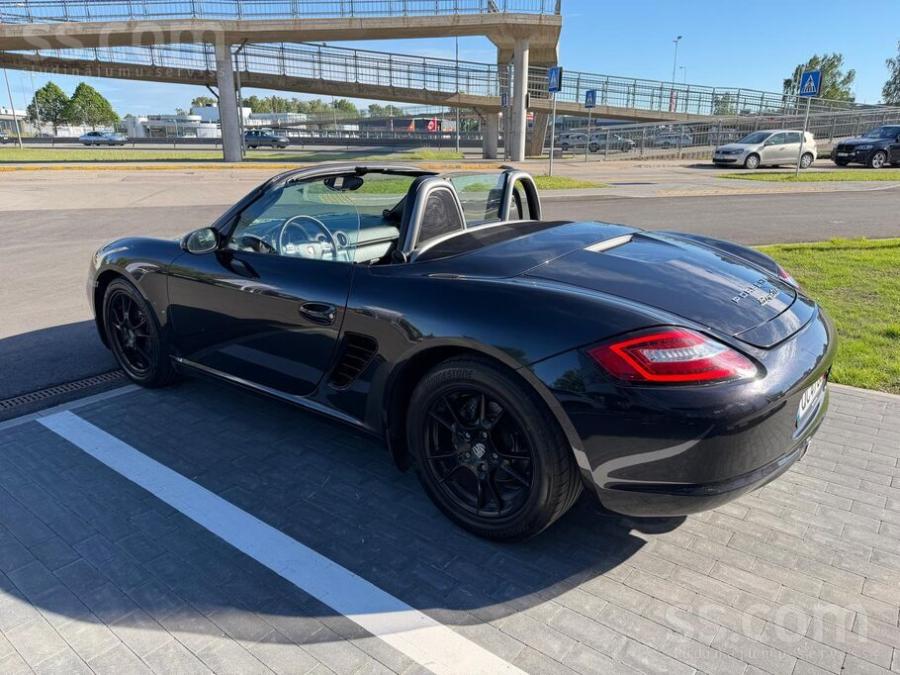 Black Porsche Boxster 2007 in Riga, with an engine capacity of 2.70 L and mileage of 71 thousand km for 25900 €, photo 6 on AUTOMOTO.COM.LV