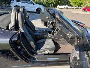 Black Porsche Boxster 2007 in Riga, with an engine capacity of 2.70 L and mileage of 71 thousand km for 25900 €, photo 9 on AUTOMOTO.COM.LV
