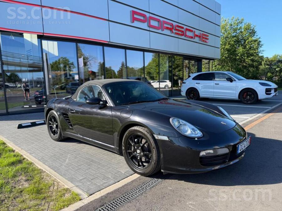 Black Porsche Boxster 2007 in Riga, with an engine capacity of 2.70 L and mileage of 71 thousand km for 25900 €, photo 16 on AUTOMOTO.COM.LV
