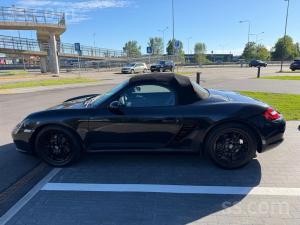 Black Porsche Boxster 2007 in Riga, with an engine capacity of 2.70 L and mileage of 71 thousand km for 25900 €, photo 18 on AUTOMOTO.COM.LV