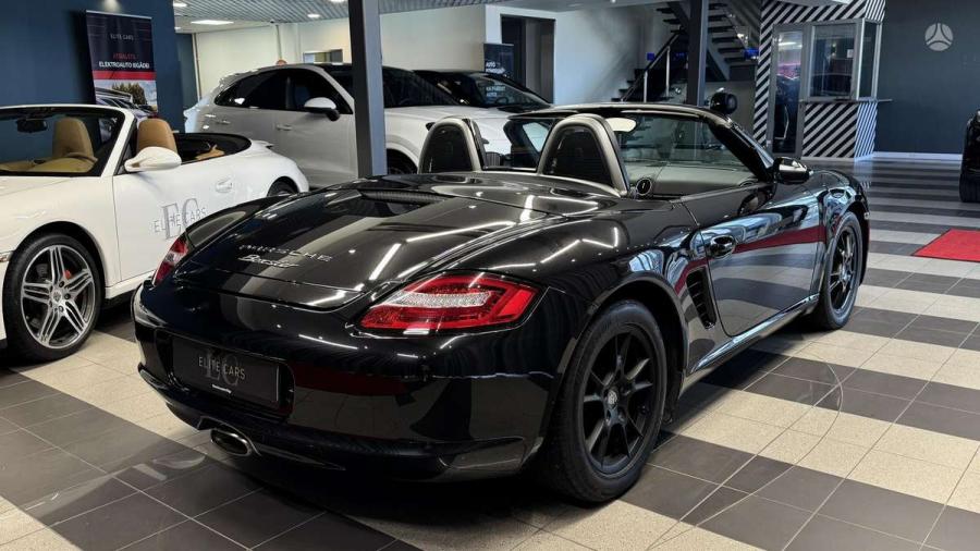 Black Porsche Boxster 2007 in Riga, with an engine capacity of 2.69 L and mileage of 71 thousand km for 27990 €, photo 6 on AUTOMOTO.COM.LV