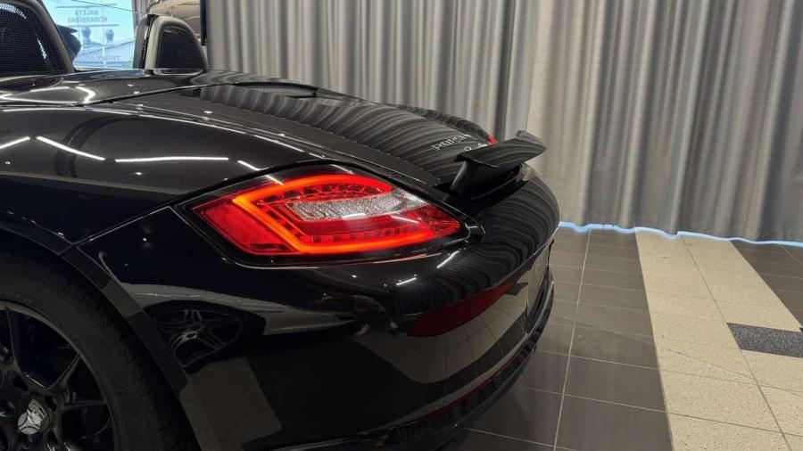 Black Porsche Boxster 2007 in Riga, with an engine capacity of 2.69 L and mileage of 71 thousand km for 27990 €, photo 16 on AUTOMOTO.COM.LV