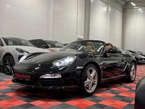 Melns Porsche Boxster 2011 Viļņa, ar dzinēja tilpumu 3.44 L un nobraukumu 111 tūkst. km par 27000 €, foto  vietnē AUTOMOTO.COM.LV