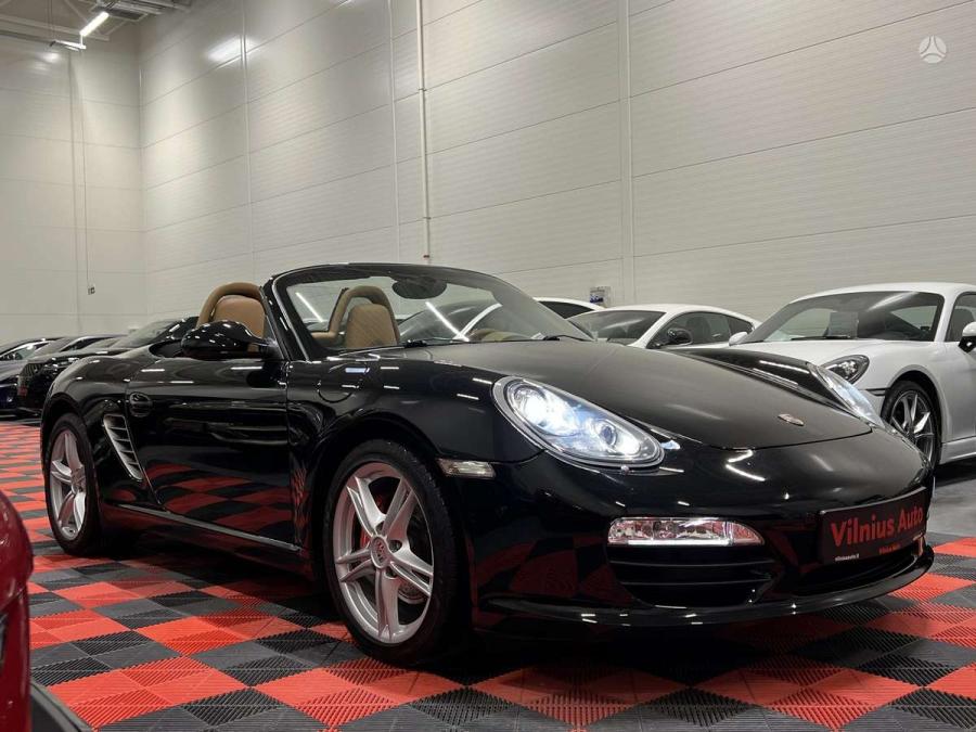 Melns Porsche Boxster 2011 Viļņa, ar dzinēja tilpumu 3.44 L un nobraukumu 111 tūkst. km par 27000 €, foto 4 vietnē AUTOMOTO.COM.LV