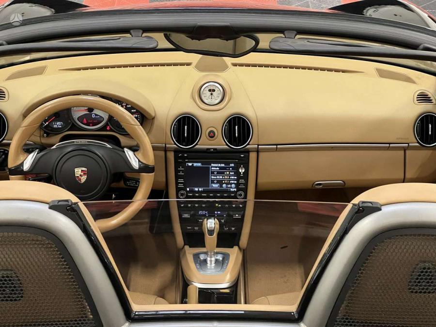 Melns Porsche Boxster 2011 Viļņa, ar dzinēja tilpumu 3.44 L un nobraukumu 111 tūkst. km par 27000 €, foto 24 vietnē AUTOMOTO.COM.LV
