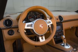 Melns Porsche Boxster 2012 Kretinga, ar dzinēja tilpumu 2.89 L un nobraukumu 174 tūkst. km par 25000 €, foto 26 vietnē AUTOMOTO.COM.LV
