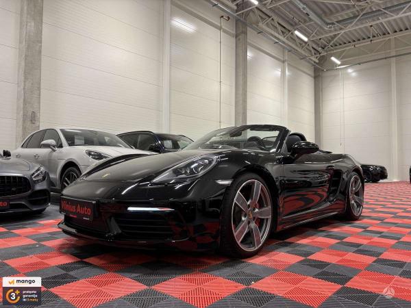 Melns Porsche Boxster 2017 Viļņa, ar dzinēja tilpumu 2.50 L un nobraukumu 47 tūkst. km par 54790 €, foto 1 vietnē AUTOMOTO.COM.LV