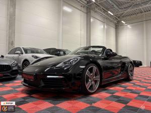 Melns Porsche Boxster 2017 Viļņa, ar dzinēja tilpumu 2.50 L un nobraukumu 47 tūkst. km par 54790 €, foto 1 vietnē AUTOMOTO.COM.LV