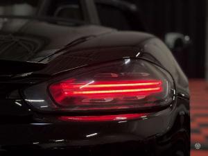 Melns Porsche Boxster 2017 Viļņa, ar dzinēja tilpumu 2.50 L un nobraukumu 47 tūkst. km par 54790 €, foto 11 vietnē AUTOMOTO.COM.LV