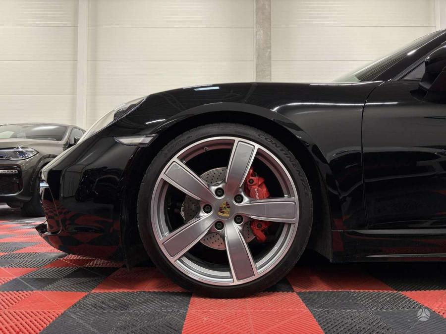 Melns Porsche Boxster 2017 Viļņa, ar dzinēja tilpumu 2.50 L un nobraukumu 47 tūkst. km par 54790 €, foto 13 vietnē AUTOMOTO.COM.LV