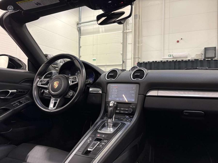 Melns Porsche Boxster 2017 Viļņa, ar dzinēja tilpumu 2.50 L un nobraukumu 47 tūkst. km par 54790 €, foto 19 vietnē AUTOMOTO.COM.LV