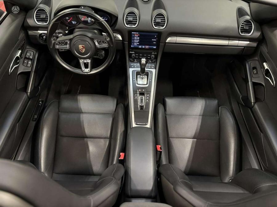 Melns Porsche Boxster 2017 Viļņa, ar dzinēja tilpumu 2.50 L un nobraukumu 47 tūkst. km par 54790 €, foto 20 vietnē AUTOMOTO.COM.LV