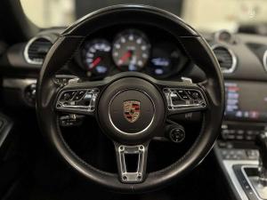 Melns Porsche Boxster 2017 Viļņa, ar dzinēja tilpumu 2.50 L un nobraukumu 47 tūkst. km par 54790 €, foto 22 vietnē AUTOMOTO.COM.LV