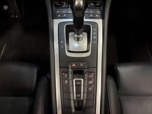 Melns Porsche Boxster 2017 Viļņa, ar dzinēja tilpumu 2.50 L un nobraukumu 47 tūkst. km par 54790 €, foto 24 vietnē AUTOMOTO.COM.LV