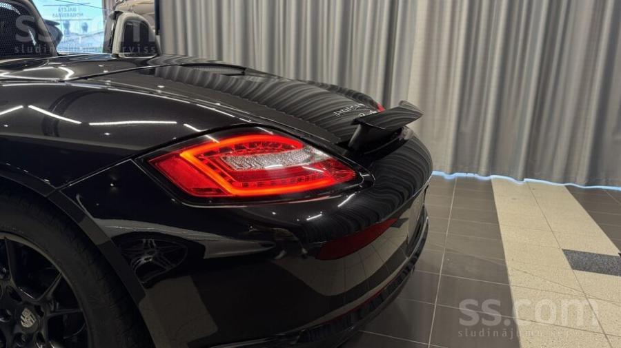 Melns Porsche Boxster 2007 Rīga, ar dzinēja tilpumu 2.70 L un nobraukumu 71 tūkst. km par 27990 €, foto 16 vietnē AUTOMOTO.COM.LV