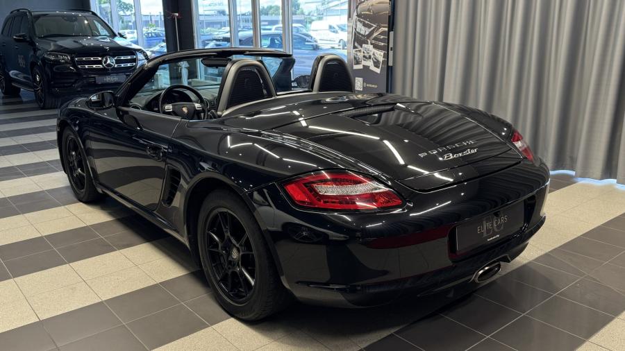 Melns Porsche Boxster 2007 Rīga, ar dzinēja tilpumu 2.70 L un nobraukumu 71 tūkst. km par 27990 €, foto 7 vietnē AUTOMOTO.COM.LV