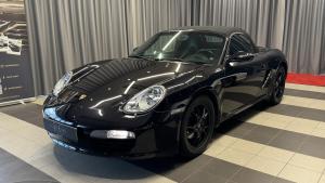 Melns Porsche Boxster 2007 Rīga, ar dzinēja tilpumu 2.70 L un nobraukumu 71 tūkst. km par 27990 €, foto 17 vietnē AUTOMOTO.COM.LV