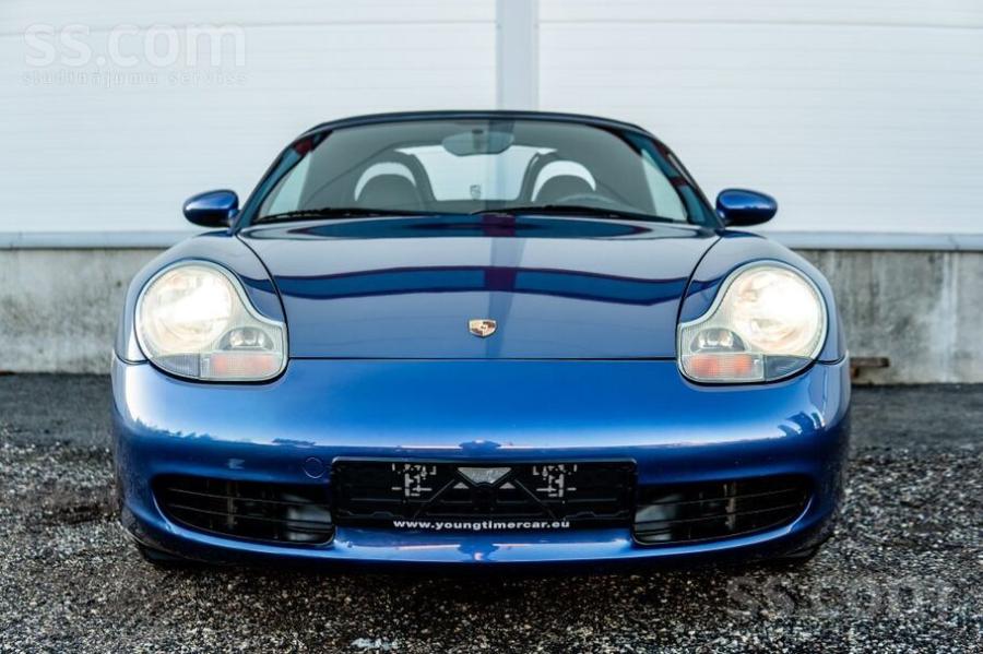 Zils Porsche Boxster 1997 Rīga, ar dzinēja tilpumu 2.50 L un nobraukumu 88 tūkst. km par 9990 €, foto 3 vietnē AUTOMOTO.COM.LV