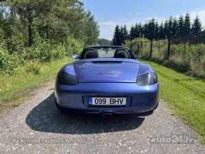 Blue Porsche Boxster 1997 in Tallinn, with an engine capacity of 2.50 L and mileage of 58 thousand km for 14900 €, photo 5 on AUTOMOTO.COM.LV