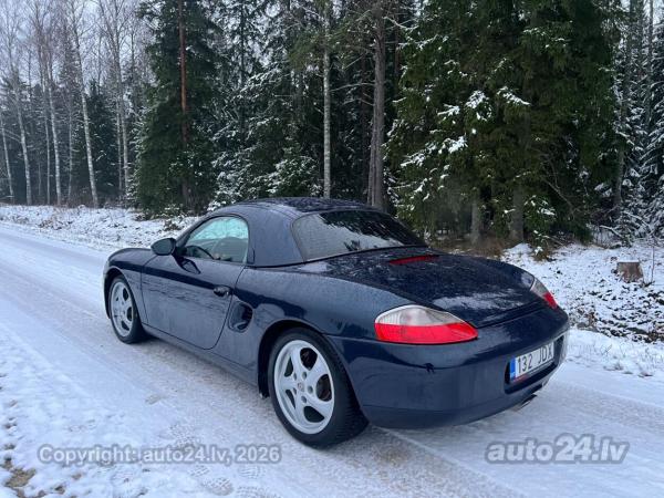Zils Porsche Boxster 1998 Tallina, ar dzinēja tilpumu 2.50 L un nobraukumu 271 tūkst. km par 12999 €, foto 3 vietnē AUTOMOTO.COM.LV