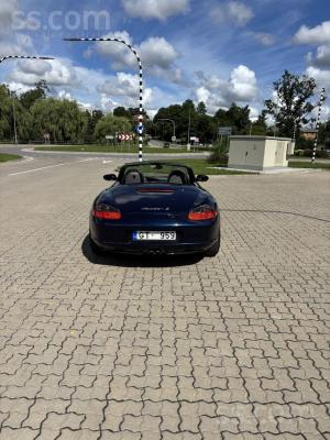 Blue Porsche Boxster 2000 in Saldus, with an engine capacity of 3.20 L and mileage of 142 thousand km for 10000 €, photo 5 on AUTOMOTO.COM.LV