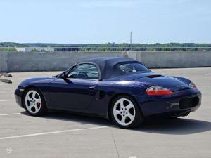 Blue Porsche Boxster 2001 in Vilnius, with an engine capacity of 3.18 L and mileage of 175 thousand km for 12600 €, photo 4 on AUTOMOTO.COM.LV