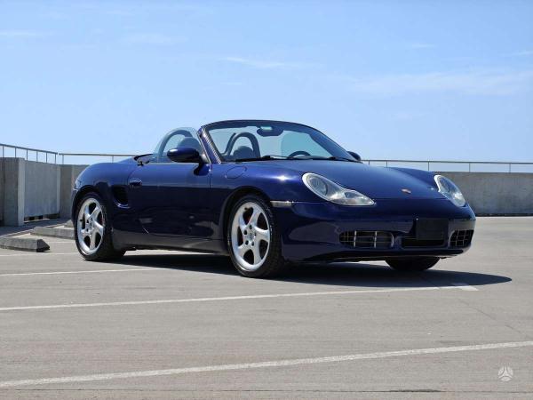 Zils Porsche Boxster 2001 Viļņa, ar dzinēja tilpumu 3.18 L un nobraukumu 175 tūkst. km par 12600 €, foto 7 vietnē AUTOMOTO.COM.LV