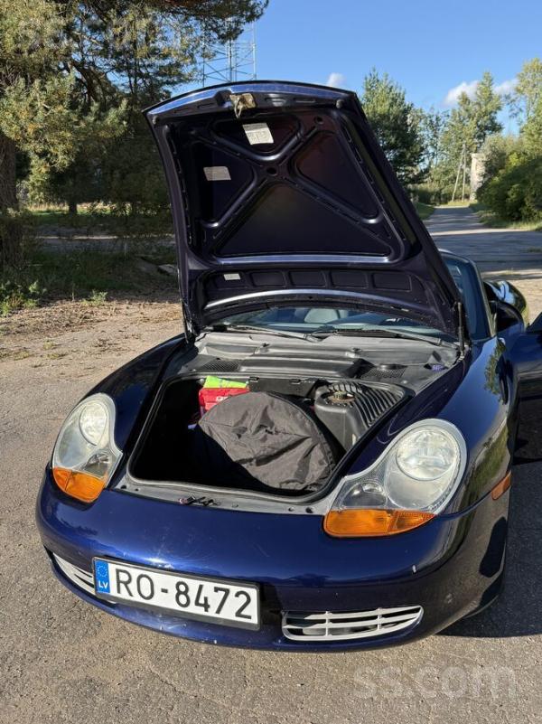 Порше Бокстер 2001 в Рига на AUTOMOTO.COM.LV Синий Порше Бокстер 2001 в Рига, объемом двигателя 2.70 л и пробегом 144 тыс. км за 17500 €, фото 9 на AUTOMOTO.COM.LV