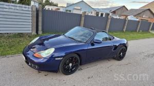 Zils Porsche Boxster 2002 Rīga, ar dzinēja tilpumu 3.20 L un nobraukumu 135 tūkst. km par 16000 €, foto 3 vietnē AUTOMOTO.COM.LV