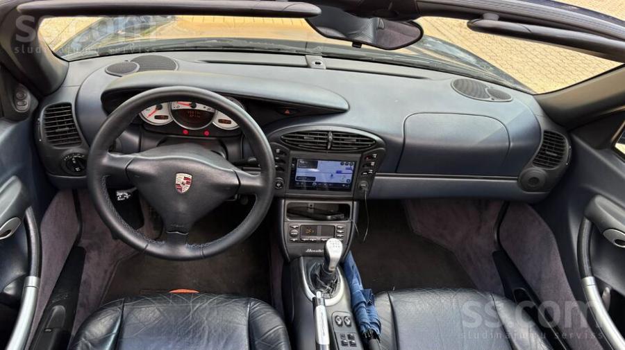 Blue Porsche Boxster 2002 in Riga, with an engine capacity of 3.20 L and mileage of 136 thousand km for 16000 €, photo 6 on AUTOMOTO.COM.LV