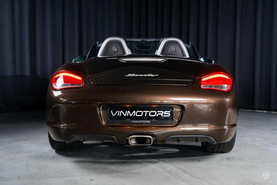 Brūns Porsche Boxster 2009 Viļņa, ar dzinēja tilpumu 2.89 L un nobraukumu 63 tūkst. km par 35000 €, foto 7 vietnē AUTOMOTO.COM.LV