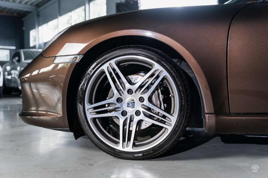 Brūns Porsche Boxster 2009 Viļņa, ar dzinēja tilpumu 2.89 L un nobraukumu 63 tūkst. km par 30000 €, foto 18 vietnē AUTOMOTO.COM.LV