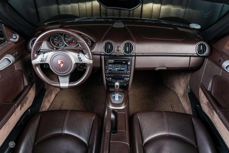 Brūns Porsche Boxster 2009 Viļņa, ar dzinēja tilpumu 2.89 L un nobraukumu 63 tūkst. km par 30000 €, foto 28 vietnē AUTOMOTO.COM.LV