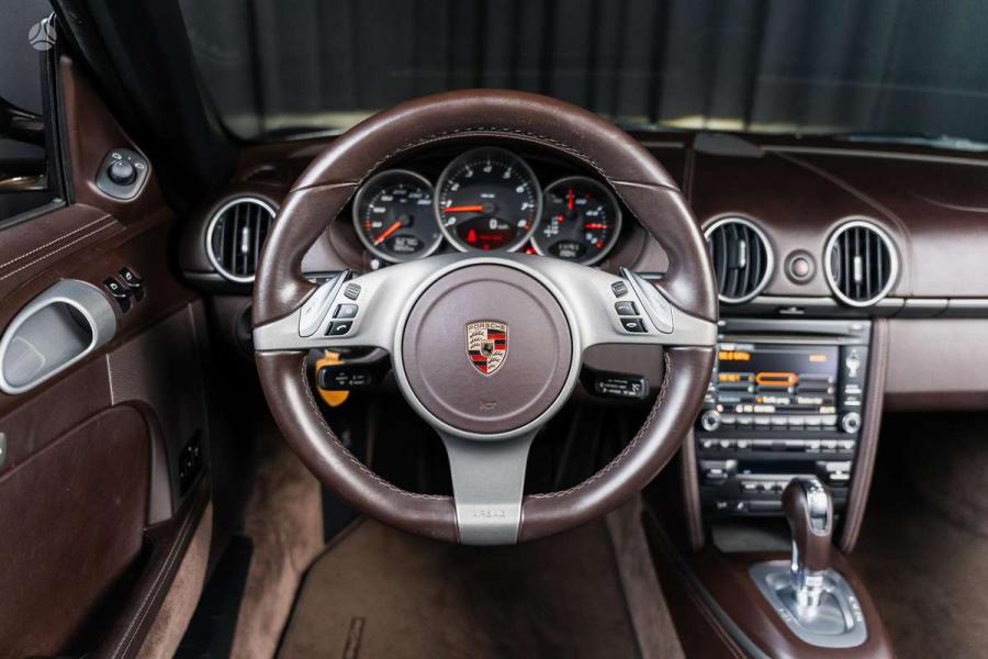 Brown Porsche Boxster 2009 in Vilnius, with an engine capacity of 2.89 L and mileage of 63 thousand km for 34000 €, photo 26 on AUTOMOTO.COM.LV