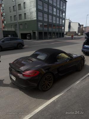 Brūns Porsche Boxster 2012 Tallina, ar dzinēja tilpumu 2.70 L un nobraukumu 251 tūkst. km par 39900 €, foto  vietnē AUTOMOTO.COM.LV