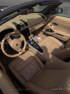 Brūns Porsche Boxster 2012 Tallina, ar dzinēja tilpumu 2.70 L un nobraukumu 251 tūkst. km par 39900 €, foto 4 vietnē AUTOMOTO.COM.LV
