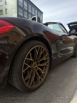 Brūns Porsche Boxster 2012 Tallina, ar dzinēja tilpumu 2.70 L un nobraukumu 251 tūkst. km par 39900 €, foto 10 vietnē AUTOMOTO.COM.LV