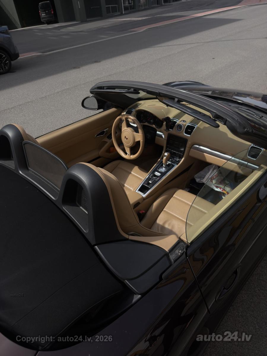 Brūns Porsche Boxster 2012 Tallina, ar dzinēja tilpumu 2.70 L un nobraukumu 251 tūkst. km par 39900 €, foto 11 vietnē AUTOMOTO.COM.LV